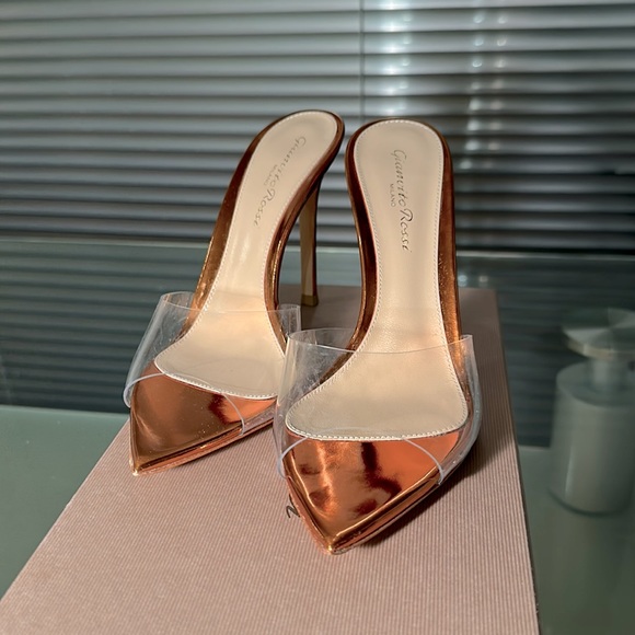 Gianvito Rossi | Shoes | Gianvitto Rossi Plexi Clear Metallic Mango ...